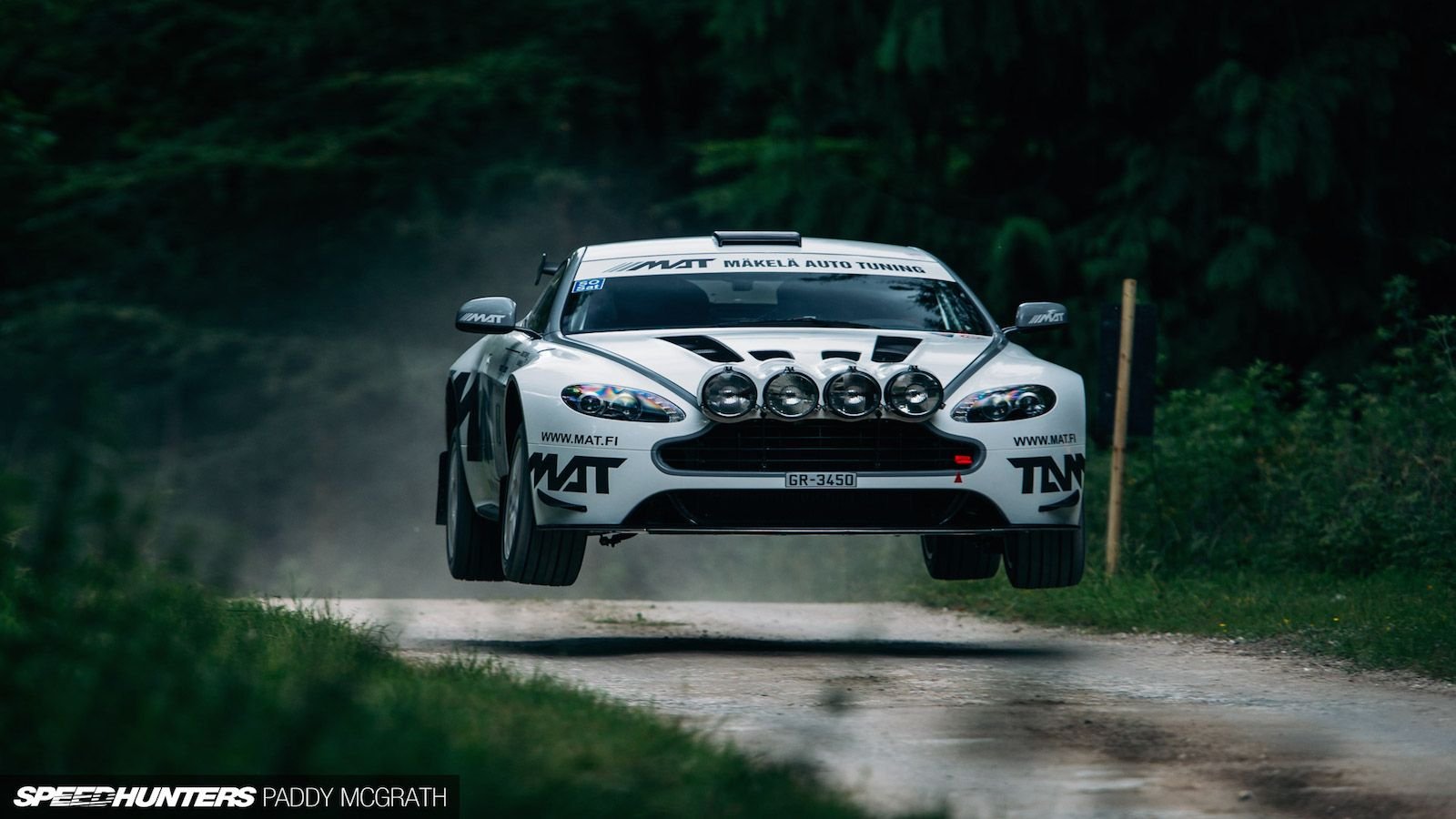Slideshow: Prepare Yourself For This V8 Vantage FIA R-GT Rally Car ...