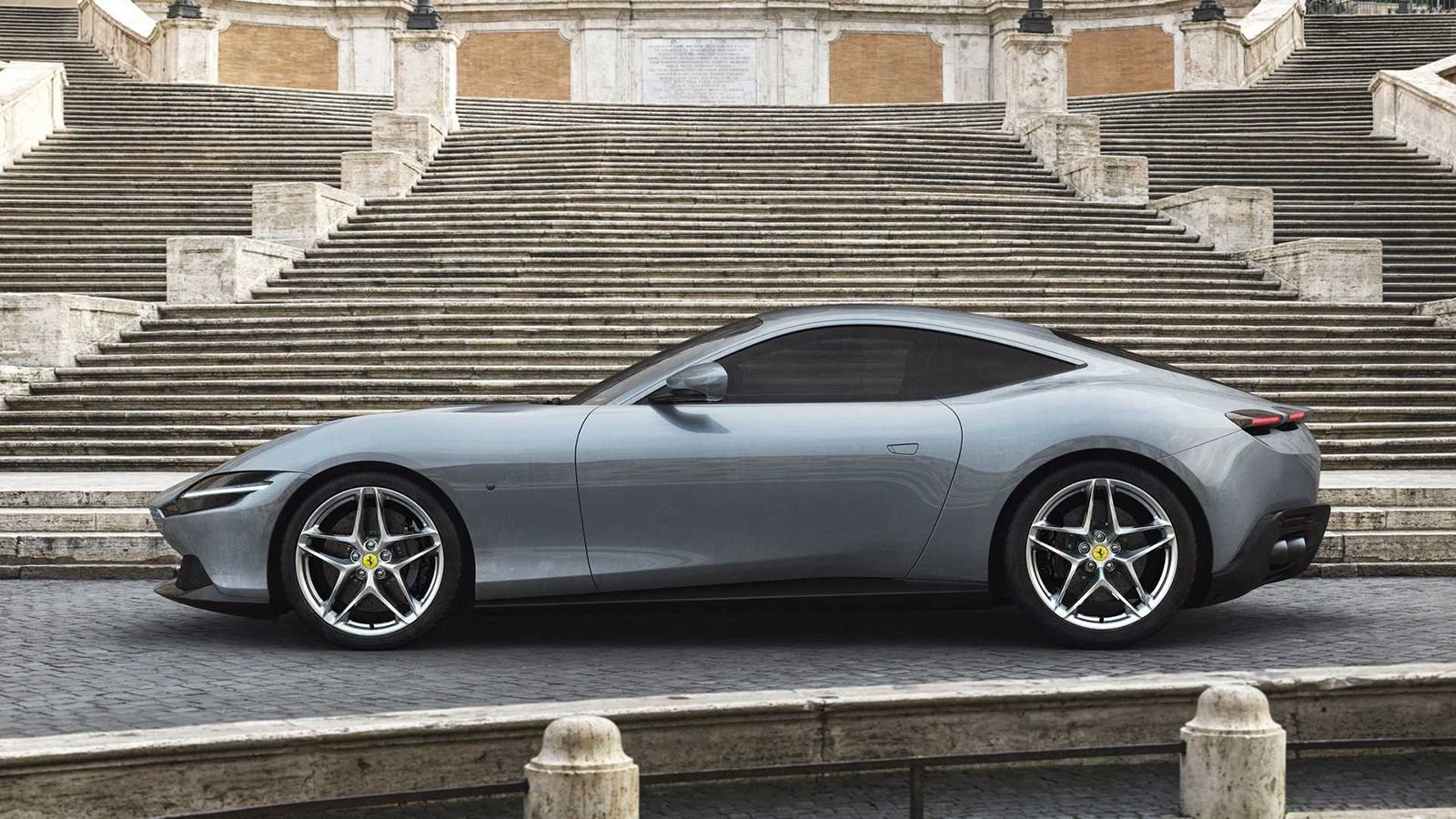 Ferrari's New Roma Blends Elegance and Driver Engagement | 6speedonline