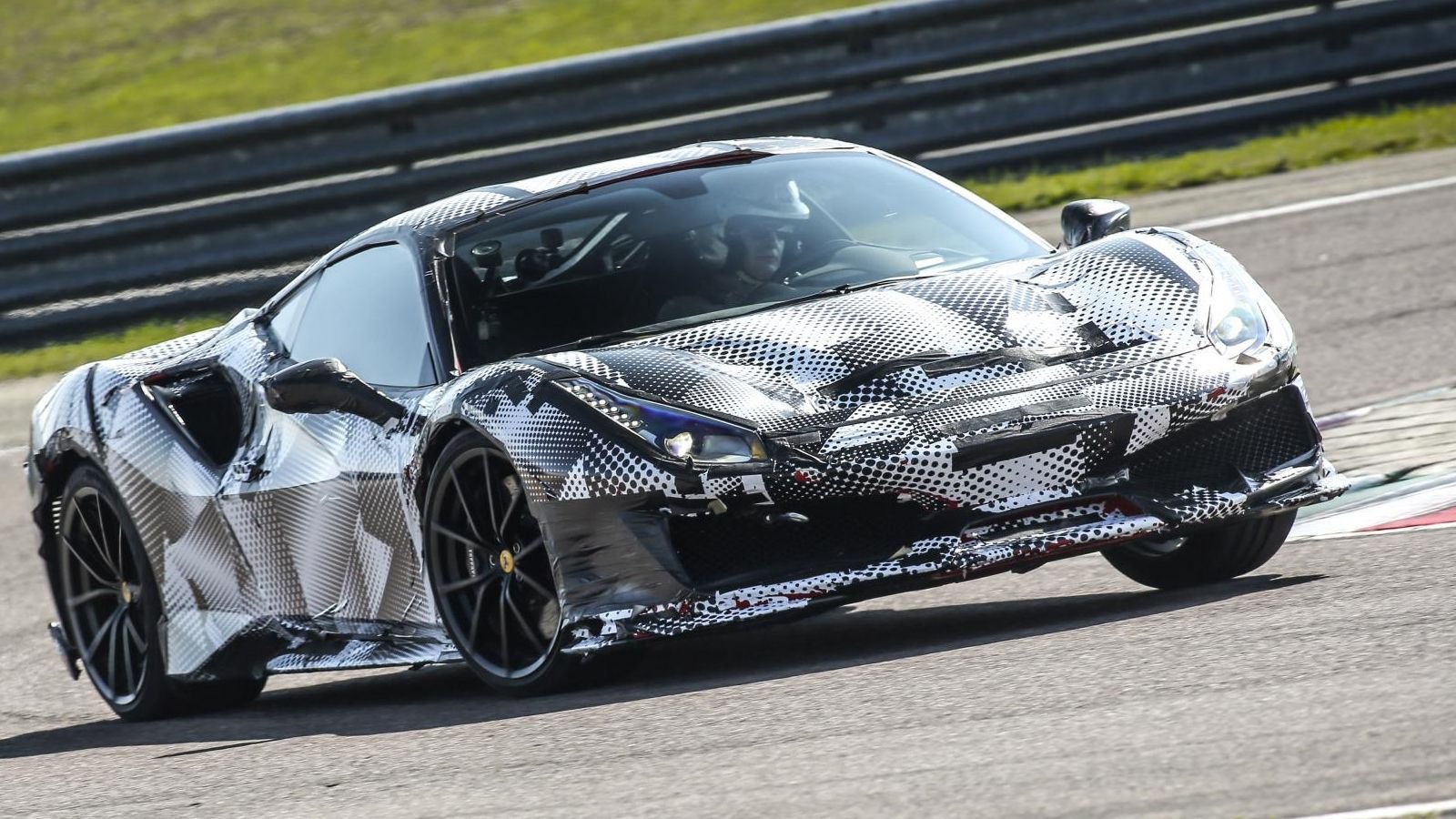 Slideshow: What's the Big Deal About the Ferrari 488 Pista? | 6speedonline
