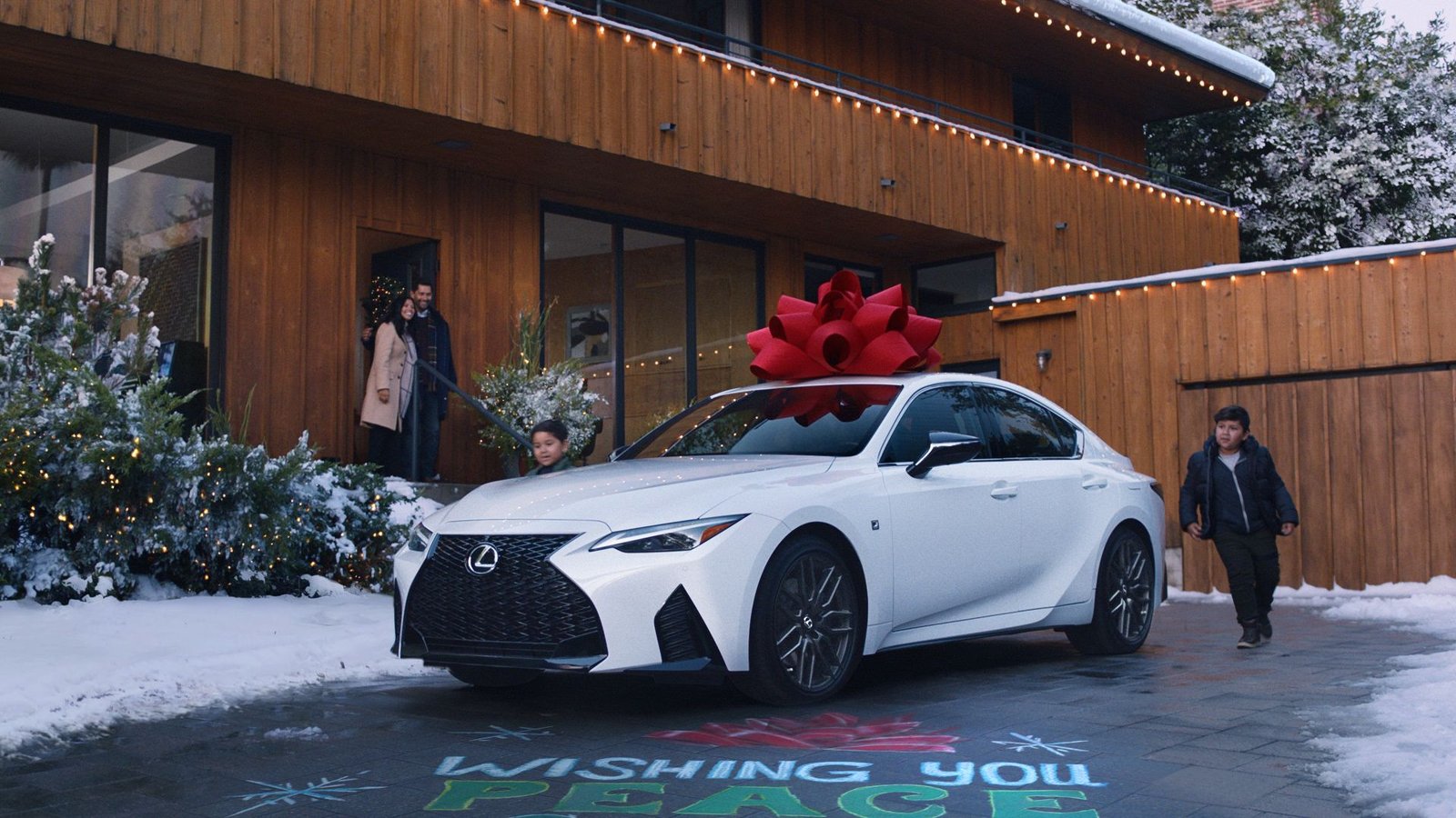 Lexus Upgrades Drive-In Movies With Chef-Prepared Food | Clublexus