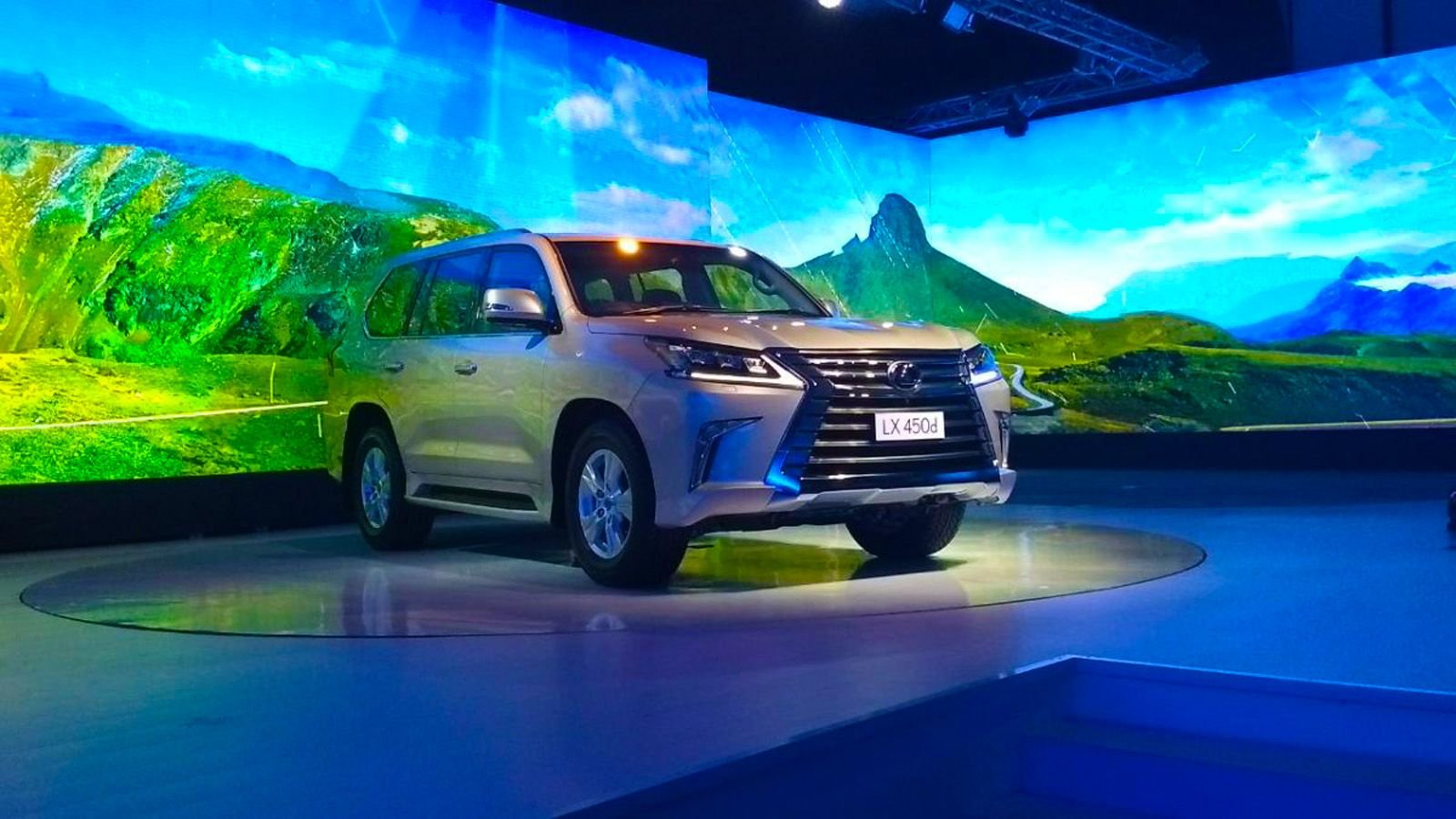 For Those Who Desire a Gentle Giant: The LX450d | Clublexus