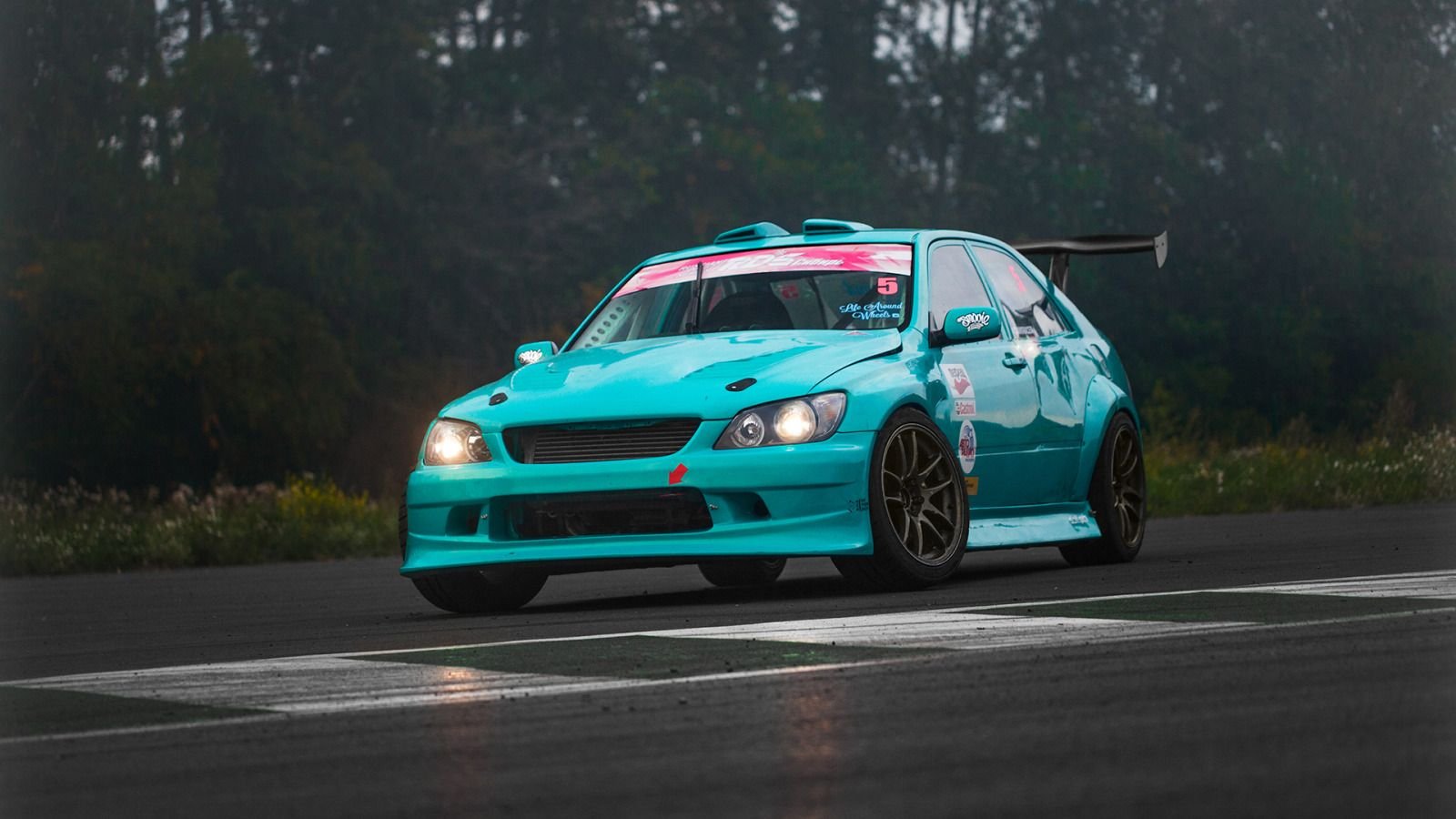 5 Reasons the IS 300 is One of The Coolest Cars Ever | Clublexus