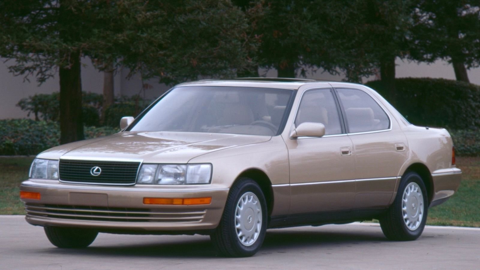 Lexus LS400 Is One of the Most Reliable Cars From the 1990s | Clublexus