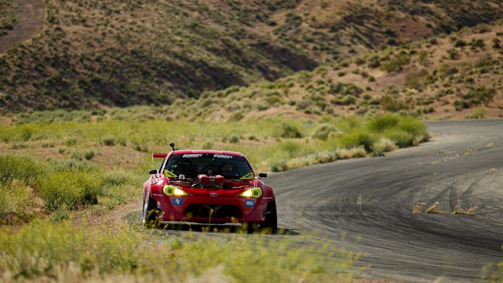 Take a Closer Look at This Crazy Ferrari 458-Powered Toyota 86 | Clublexus