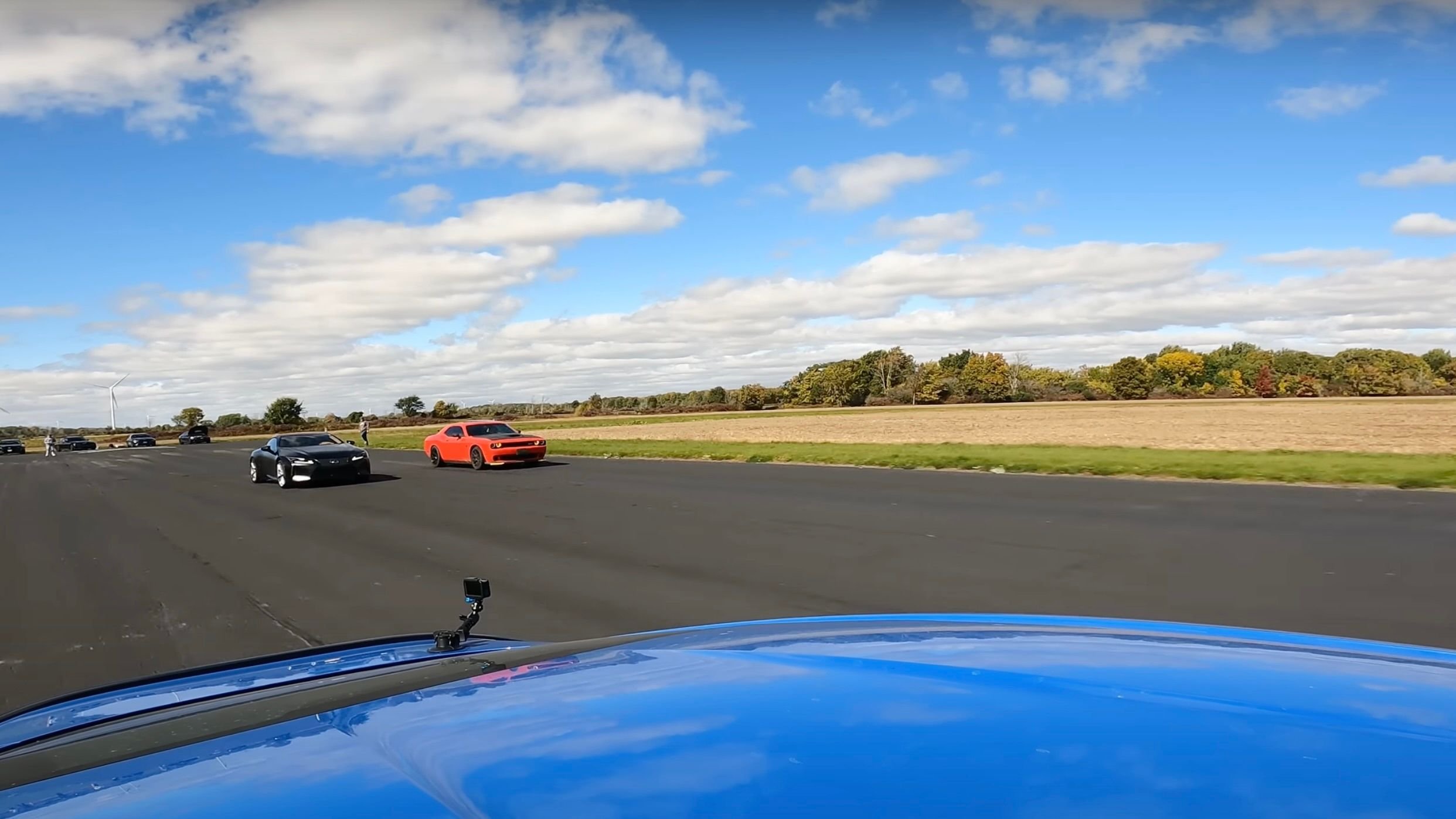 Lexus LC 500 Takes On BMW M850i, Challenger SRT Hellcat In Drag Race ...