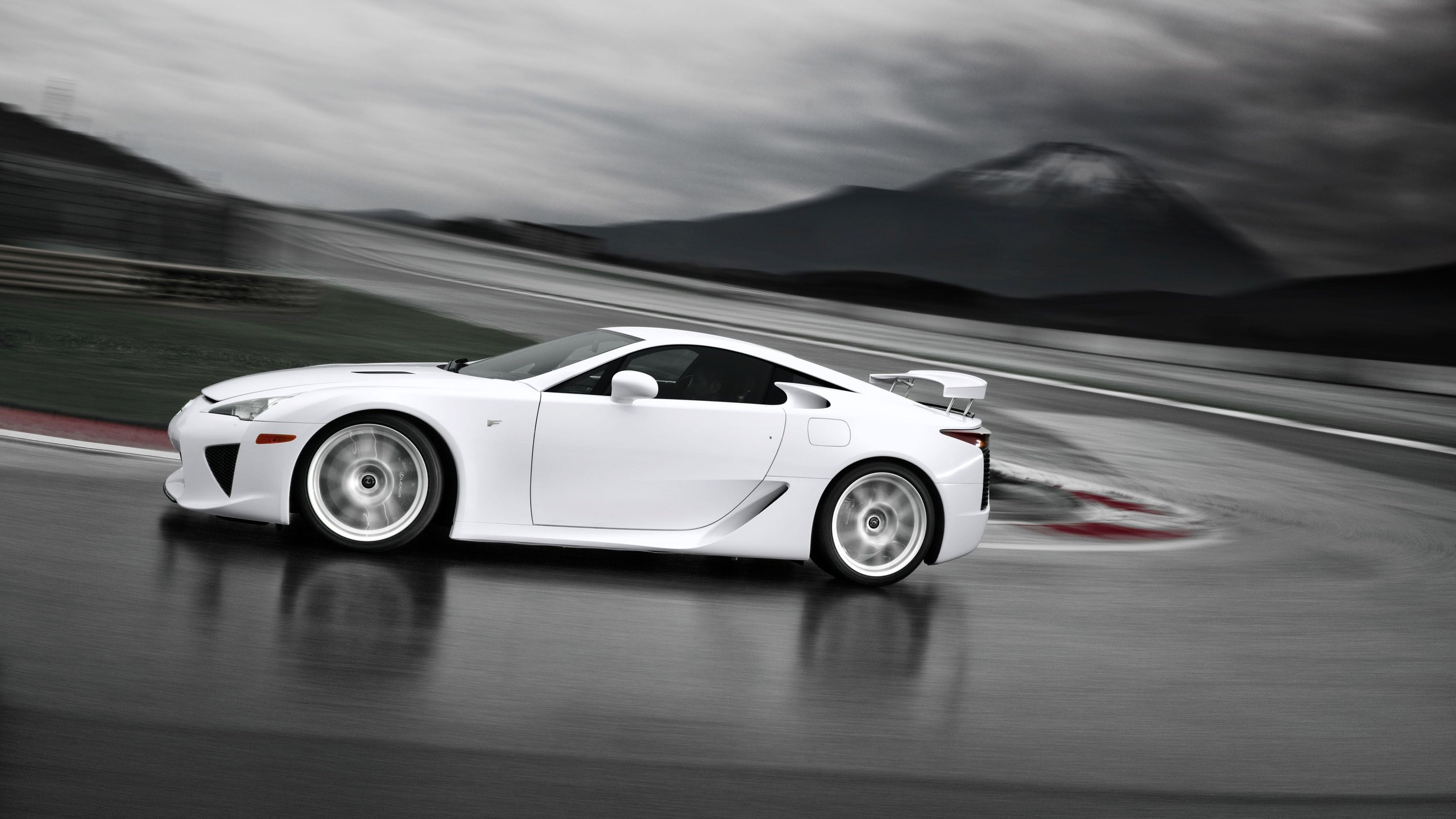 Everything to Look For When Shopping for an LFA | Clublexus