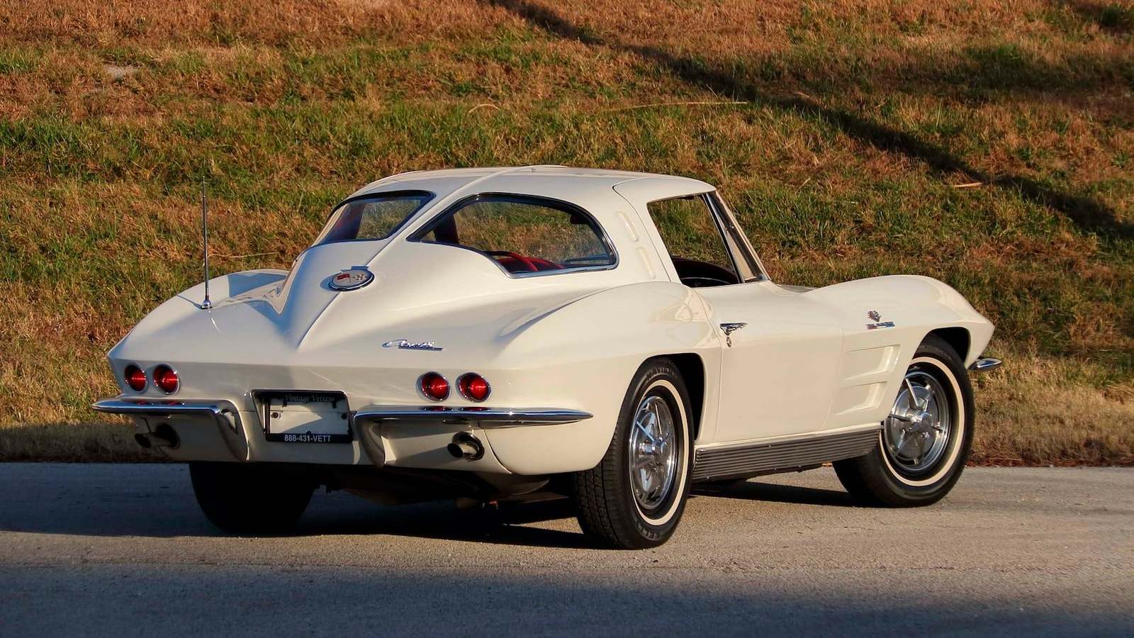 Artist Creates a Split-Window C8 to Pay Tribute To The Past | Corvetteforum