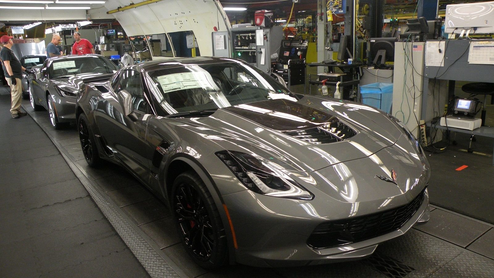 6 Things to See and Do at the Bowling Green Corvette Factory ...