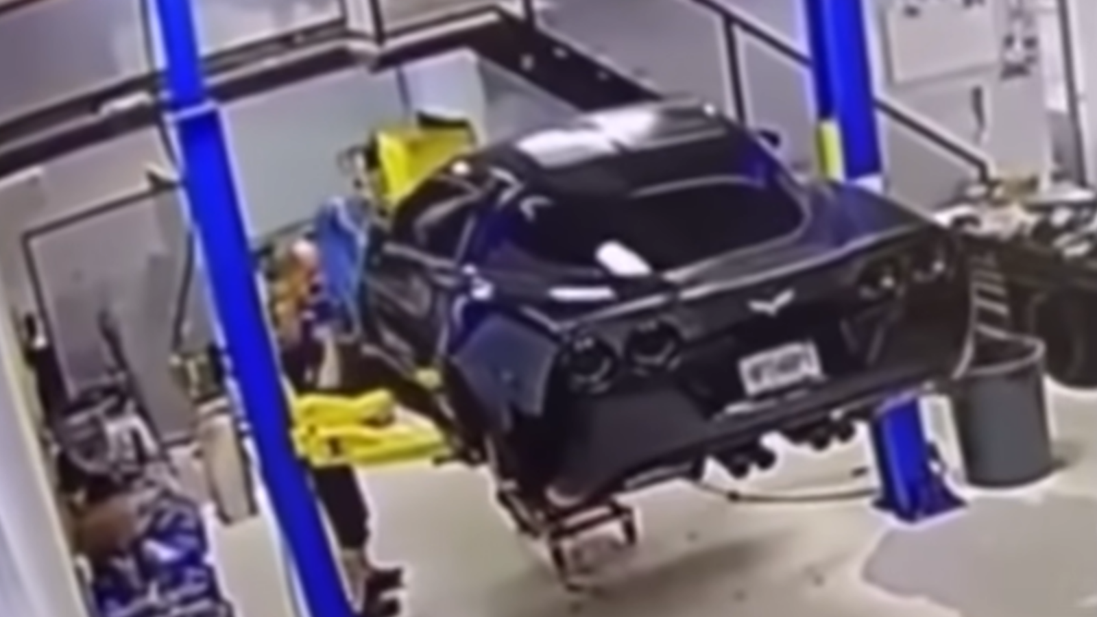 C6 Corvette Falls Off Lift Thanks to Poor Decisions | Corvetteforum