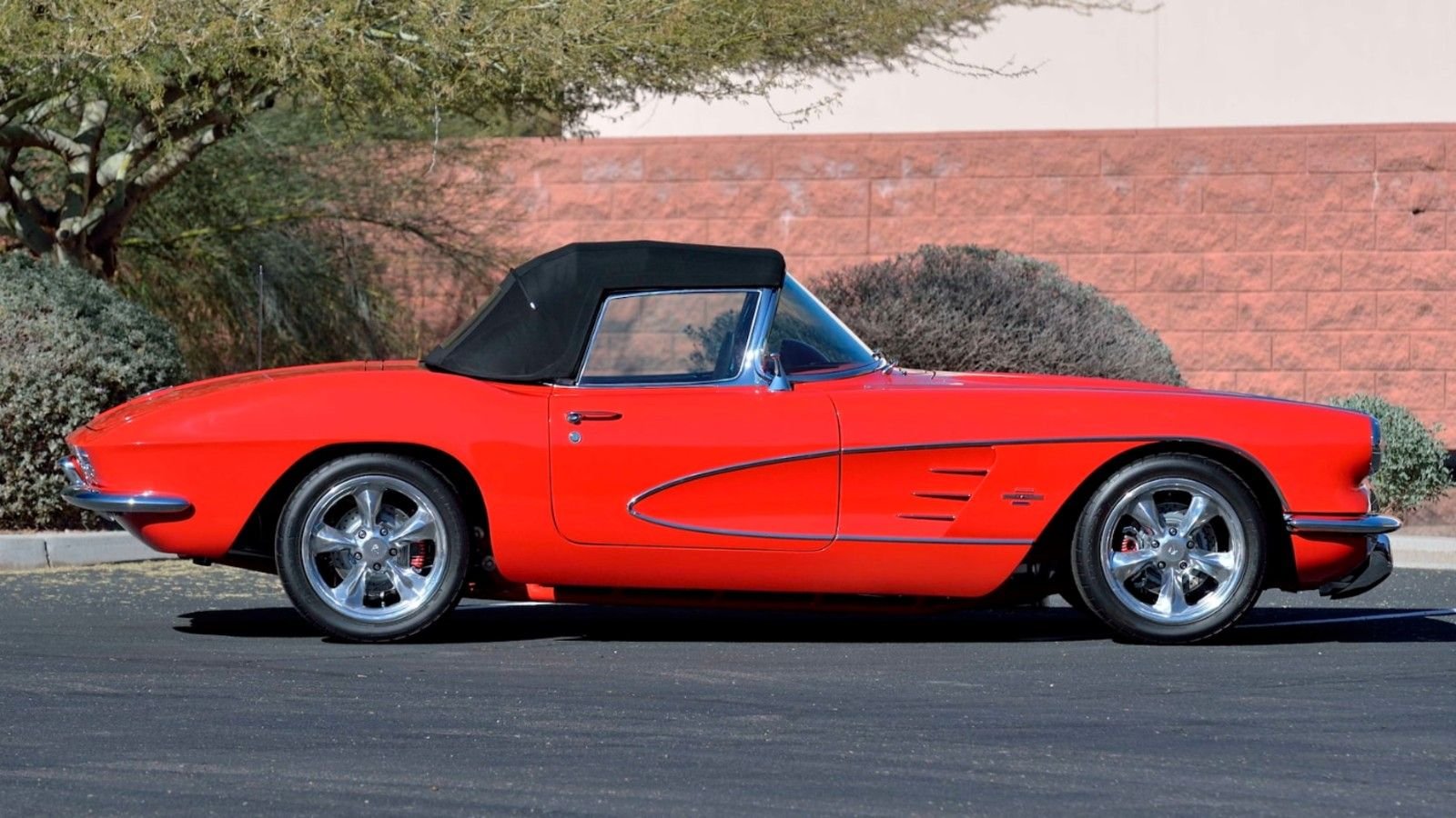 Custom 1961 LS6 Powered C1 Has Less Than 100 Miles on It | Corvetteforum