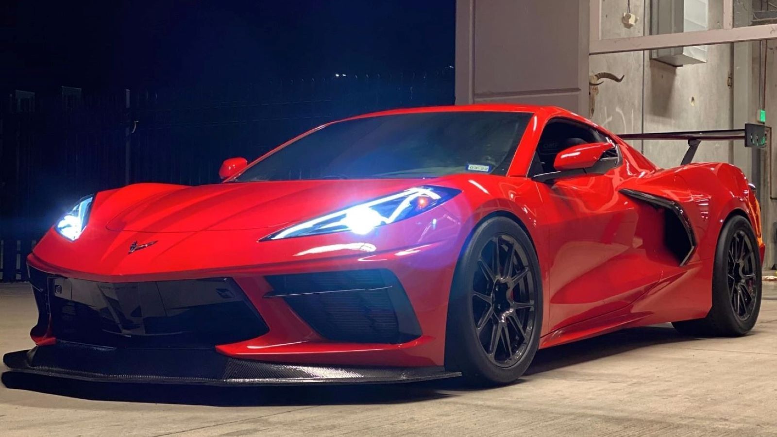 LG Motorsports Builds the Biggest C8 Wing Around | Corvetteforum