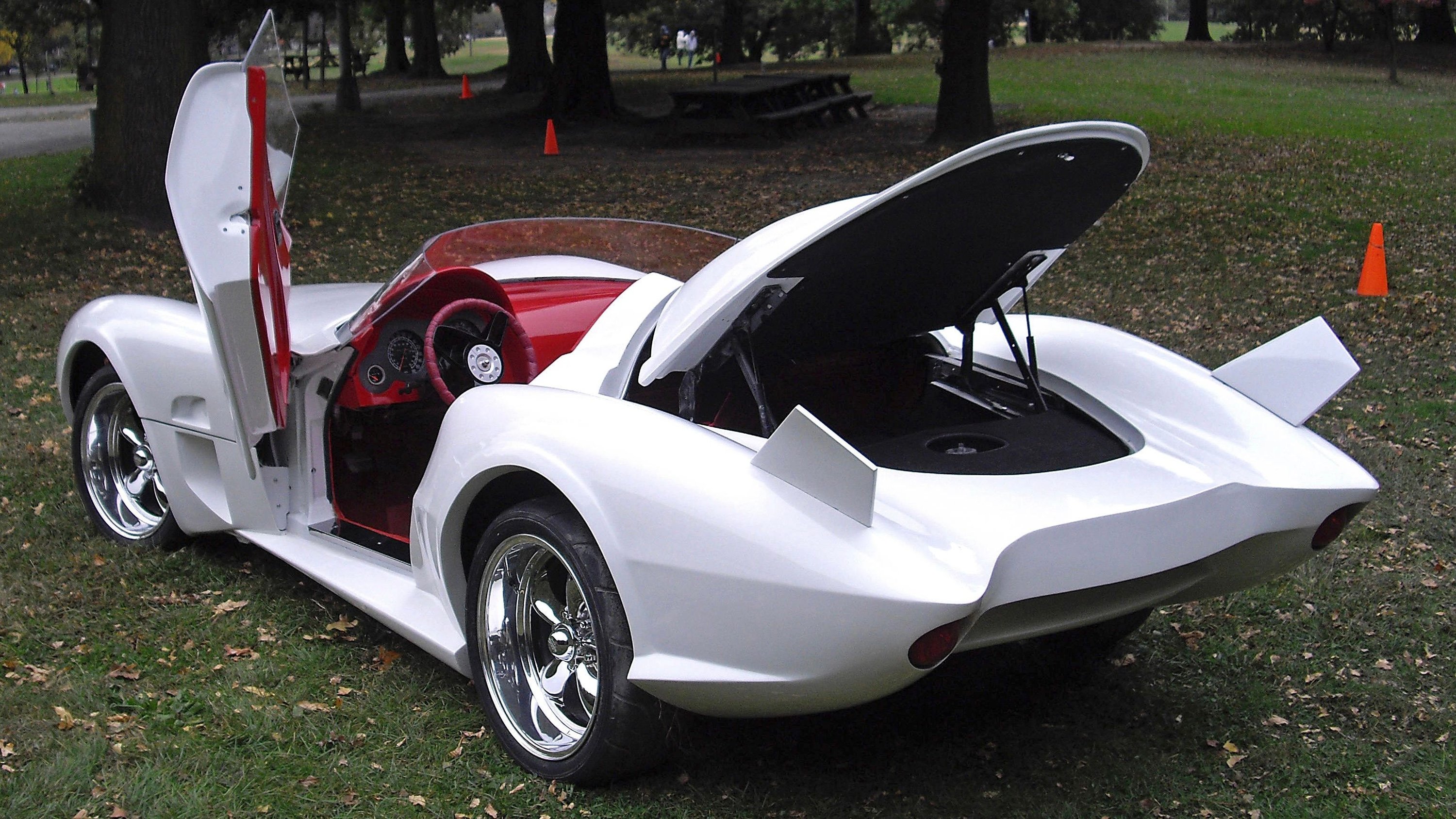 This 1977 Corvette Was Redesigned To Look Just Like Speed Racer ...