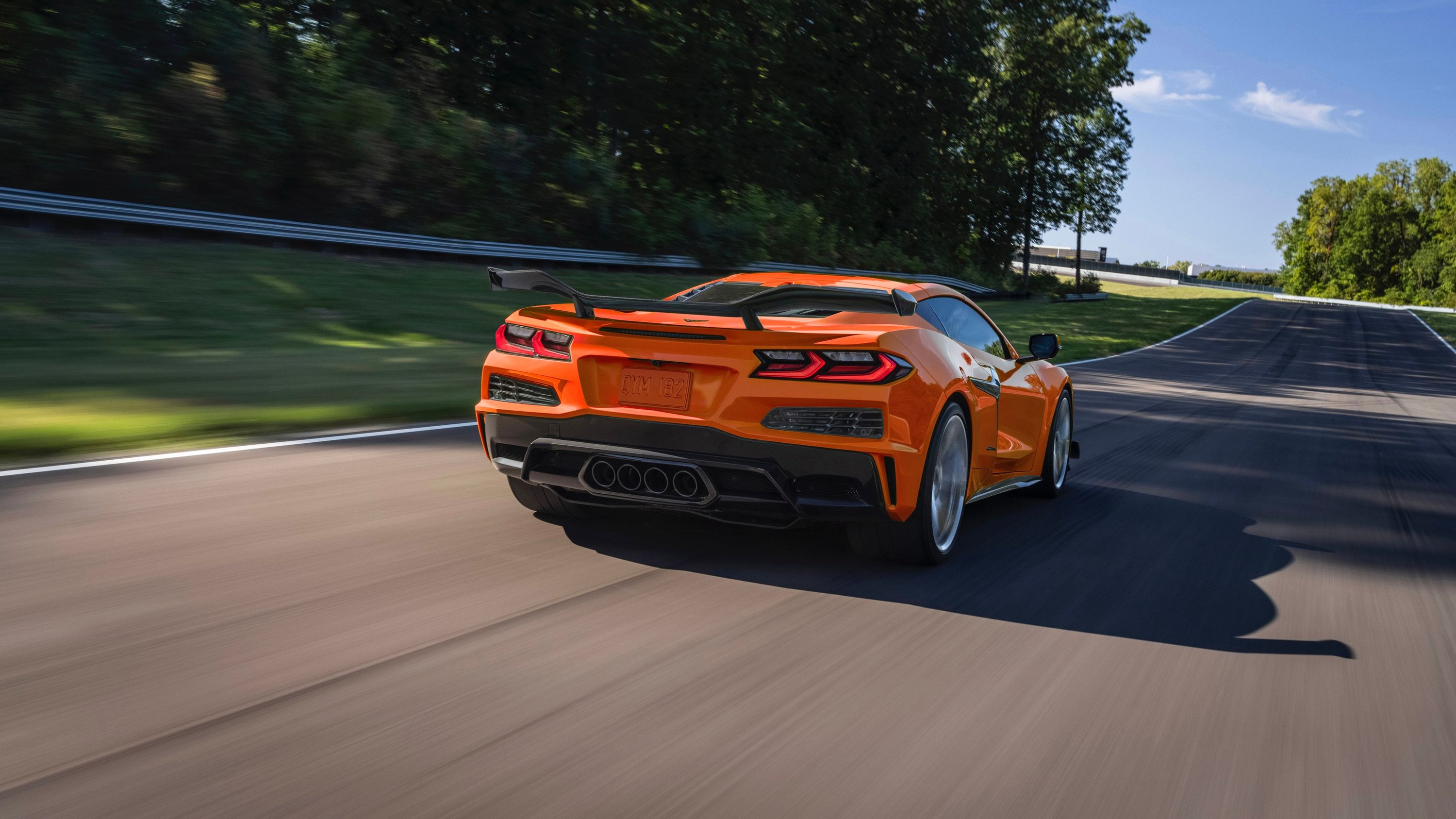 Everything You Need To Know About the C8 Z06 Z07 Package | Corvetteforum