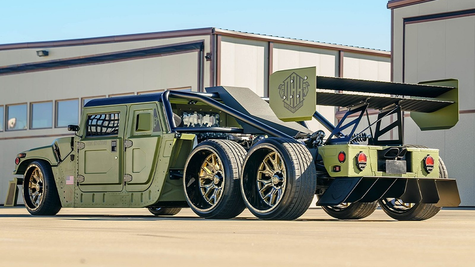 Insane Slammed 6x6 Humvee Comes With Hellcat Power | Dodgeforum