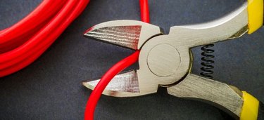 5 Types of Wire Cutters Explained (and 9 other Electrical Tools ...