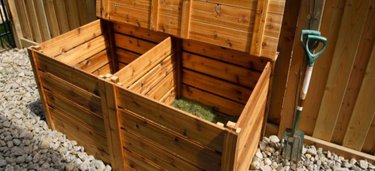 How to Make a Wood Compost Bin & Other DIY Compost Bins Ideas ...