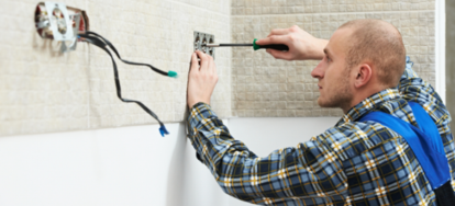 The 10 Most Dangerous Electrical Safety Hazards | DoItYourself.com