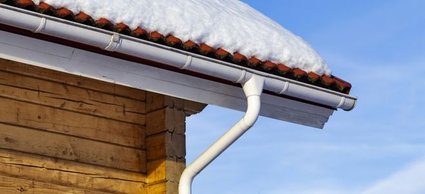 How to Determine Gutter Placement and Hanger Spacing | DoItYourself.com