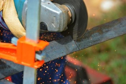 5 Safety Precautions when Using Your Angle Grinder | DoItYourself.com