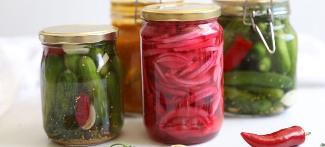 How to Make Your Own Pickles | DoItYourself.com