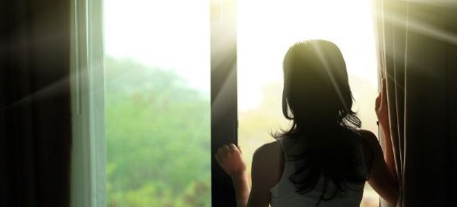 How to Choose Window Treatments | DoItYourself.com