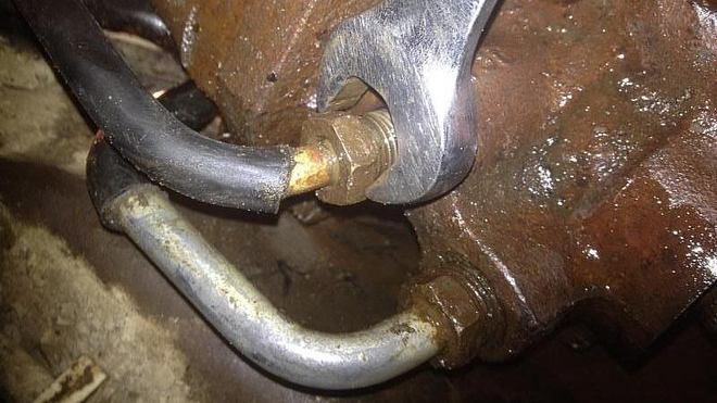 How to Install a New Power Steering Hose | DoItYourself.com