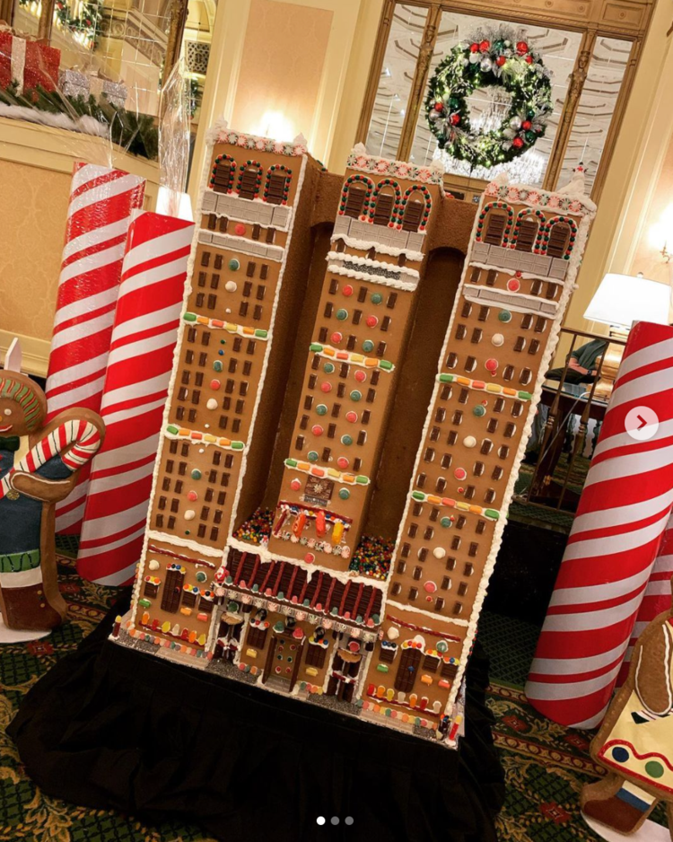 ‘Tis the Season for Instagram’s Epic Gingerbread Houses | Designs ...