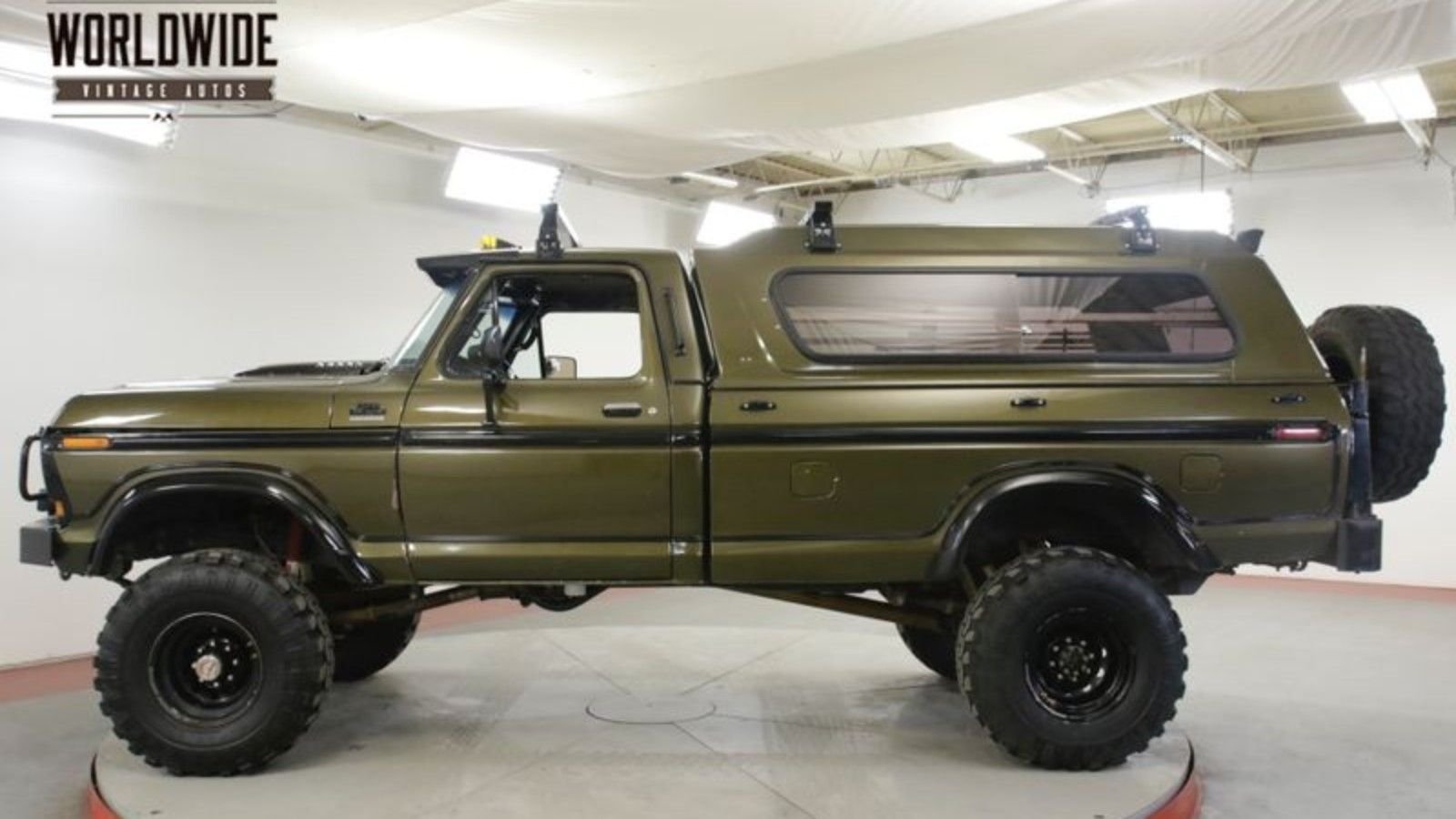 Mean Green '79 F-350 Perfectly Outfitted for Doomsday | Ford-trucks