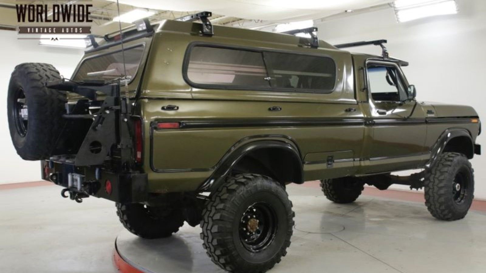 Mean Green '79 F-350 Perfectly Outfitted for Doomsday | Ford-trucks