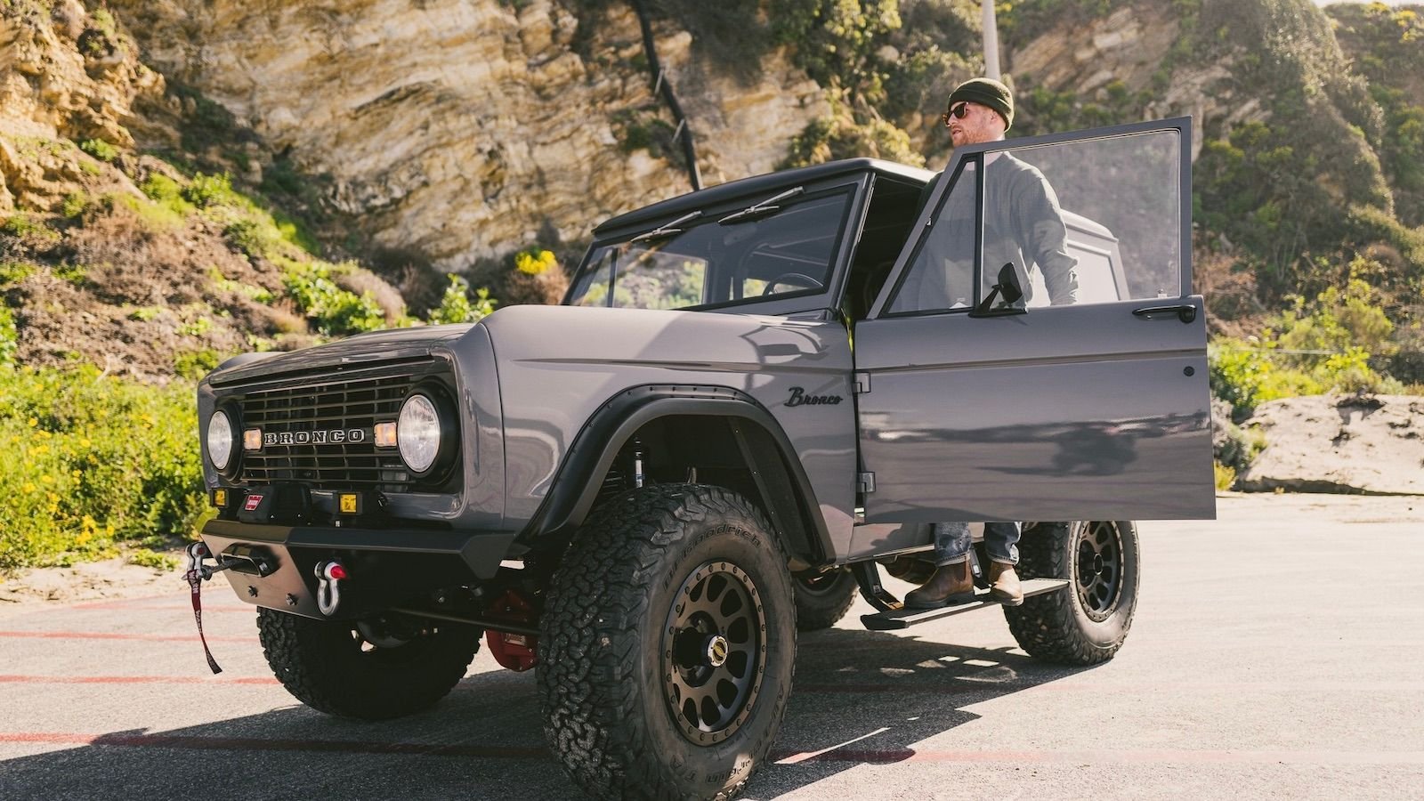 Kindred Motorworks Makes Some Amazing Bronco Restomods | Ford-trucks