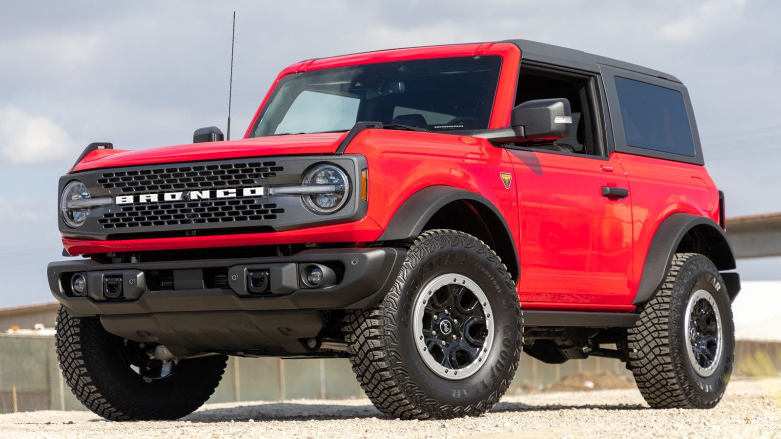 5 Reasons The 2-Door Badlands is the PERFECT Bronco! | Ford-trucks