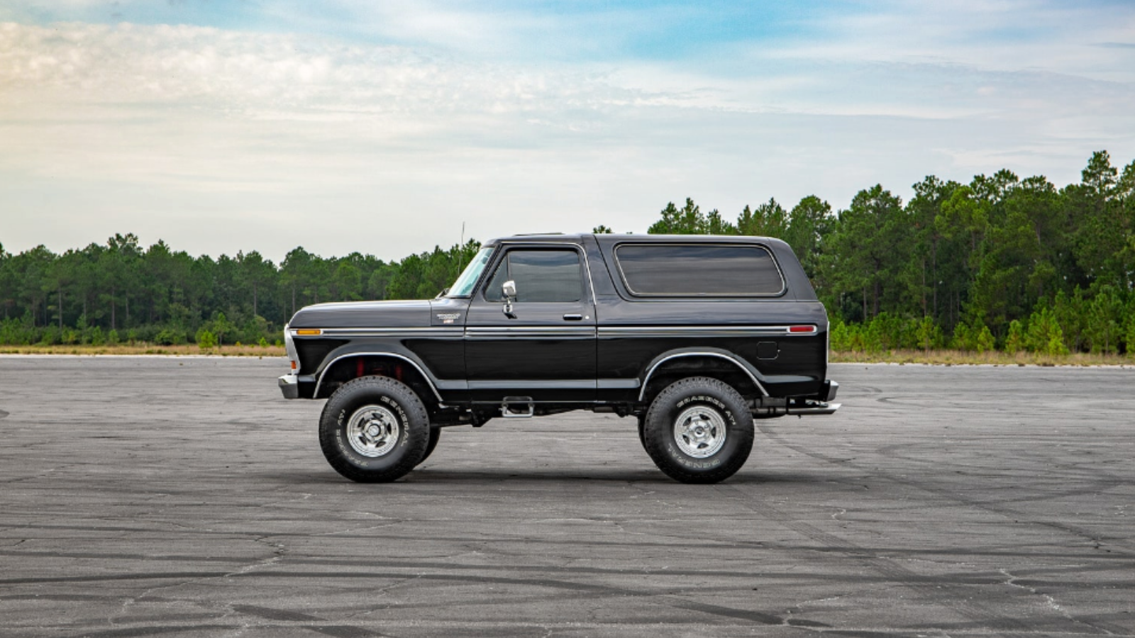 Rebuilt '79 Ford Bronco Has Its Entire Life Ahead of It | Ford-trucks