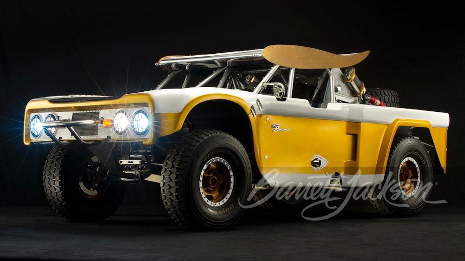 Amazing Bronco 'Big Oly' Tribute Is Nicer Than the Real Thing | Ford-trucks