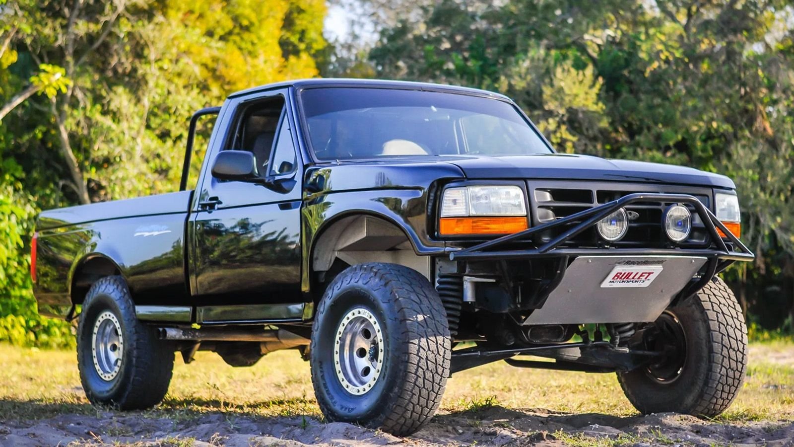 1993 SVT Lightning Gets Prerunner Makeover | Ford-trucks