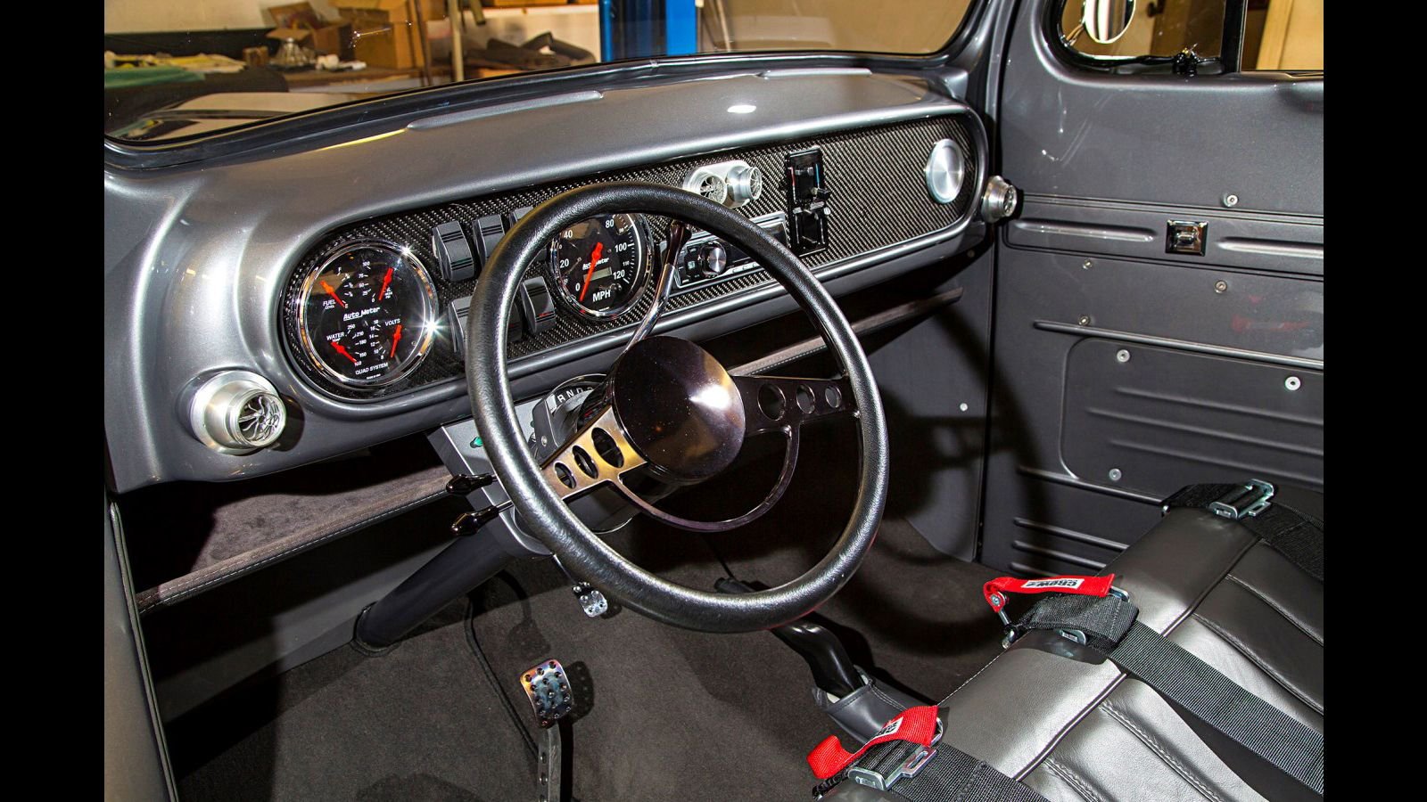 The Low-Stance F1 Ford That Fat Jack Built | Ford-trucks