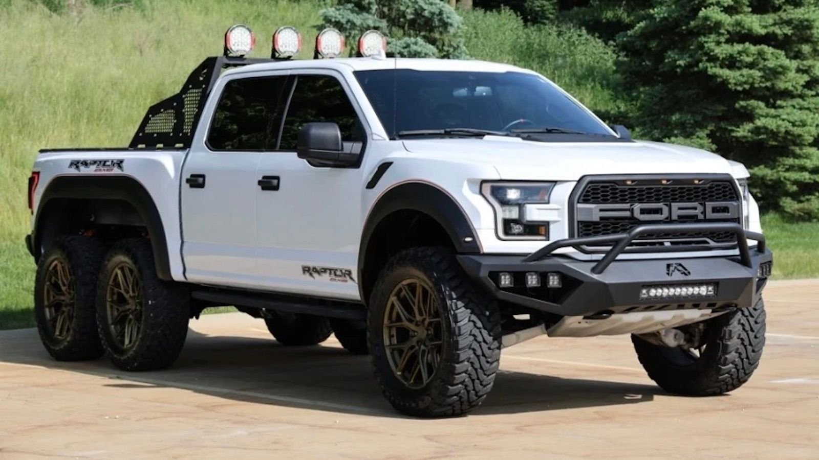 Rare F-150 Raptor 6x6 Is Up For Grabs | Ford-trucks