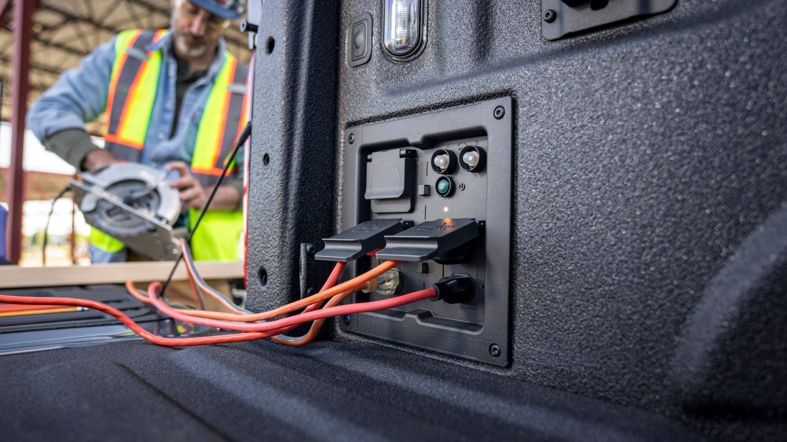 Up Close and Personal Look at the 2021 F-150 PowerBoost Hybrid | Ford ...