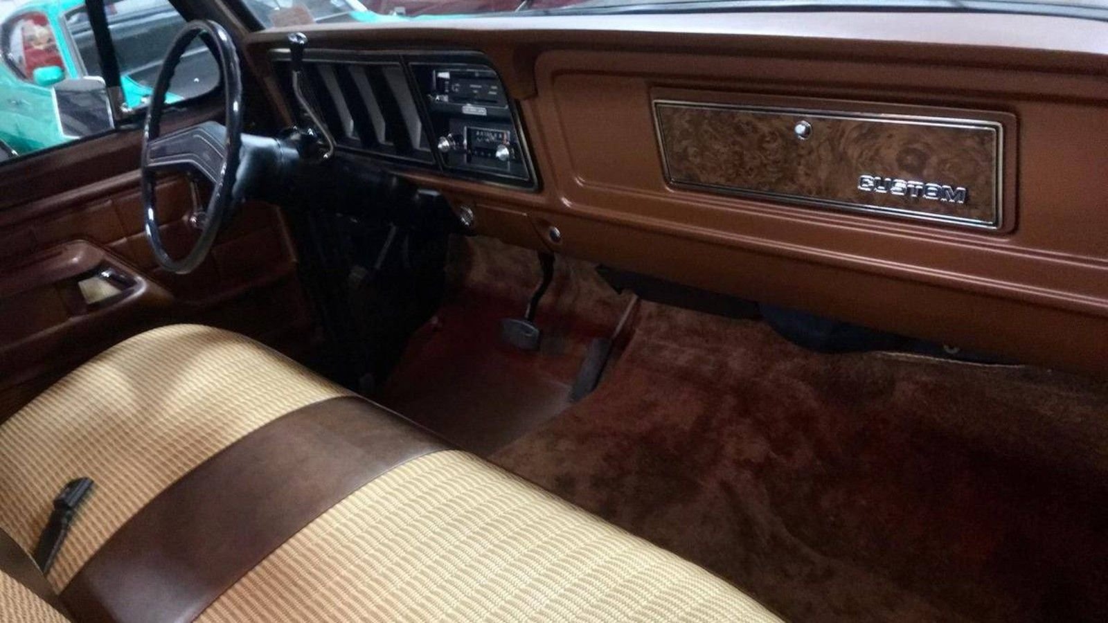 Super Clean Ford F-100 Does Justice to the Color Brown | Ford-trucks