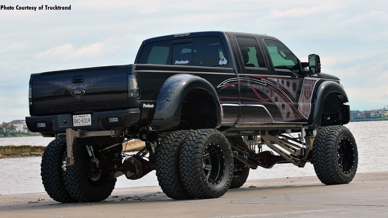 Daily Slideshow: This F-450 Commands the Road | Ford-trucks