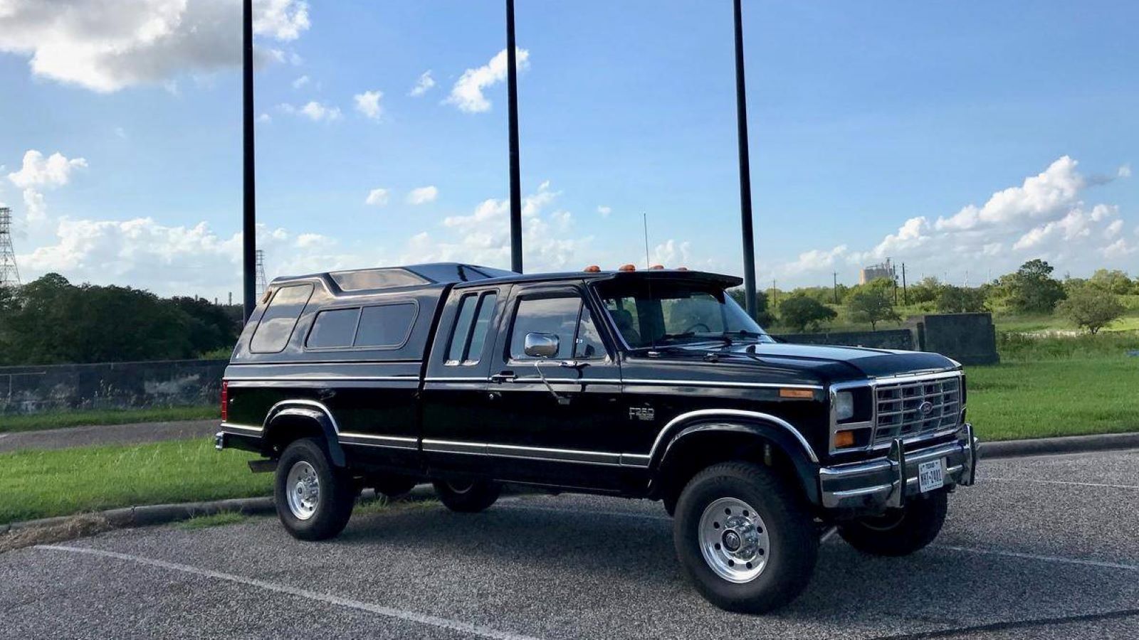 Freshly Restored 1983 Ford F-250 is a Real Looker | Ford-trucks