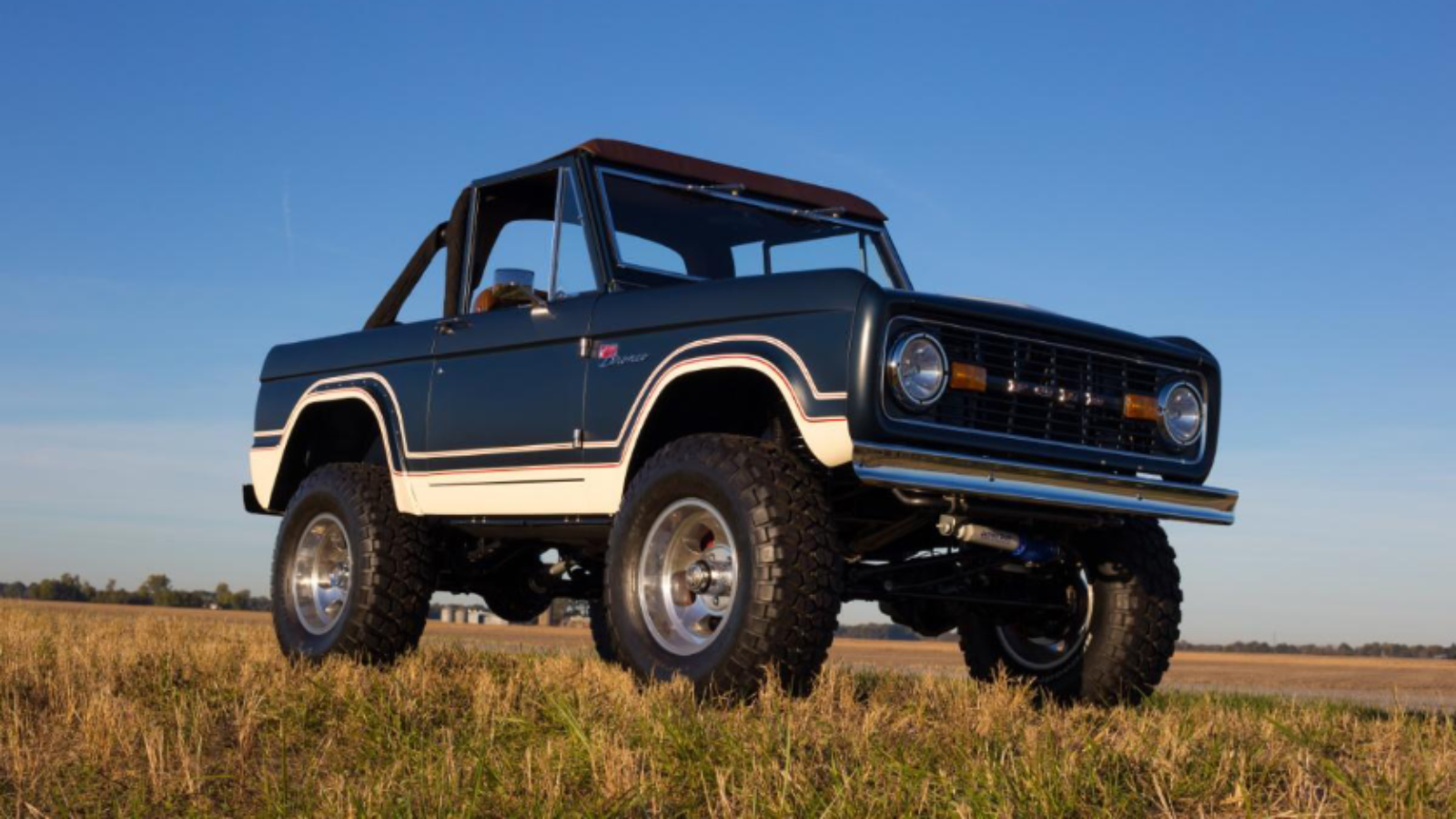 Gateway Broncos is Producing OG Broncos with Modern Engines | Ford-trucks