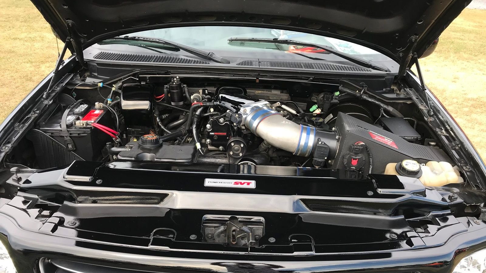 10 Reasons the 2nd-Gen SVT Lightning is the Greatest Ford Truck of All ...