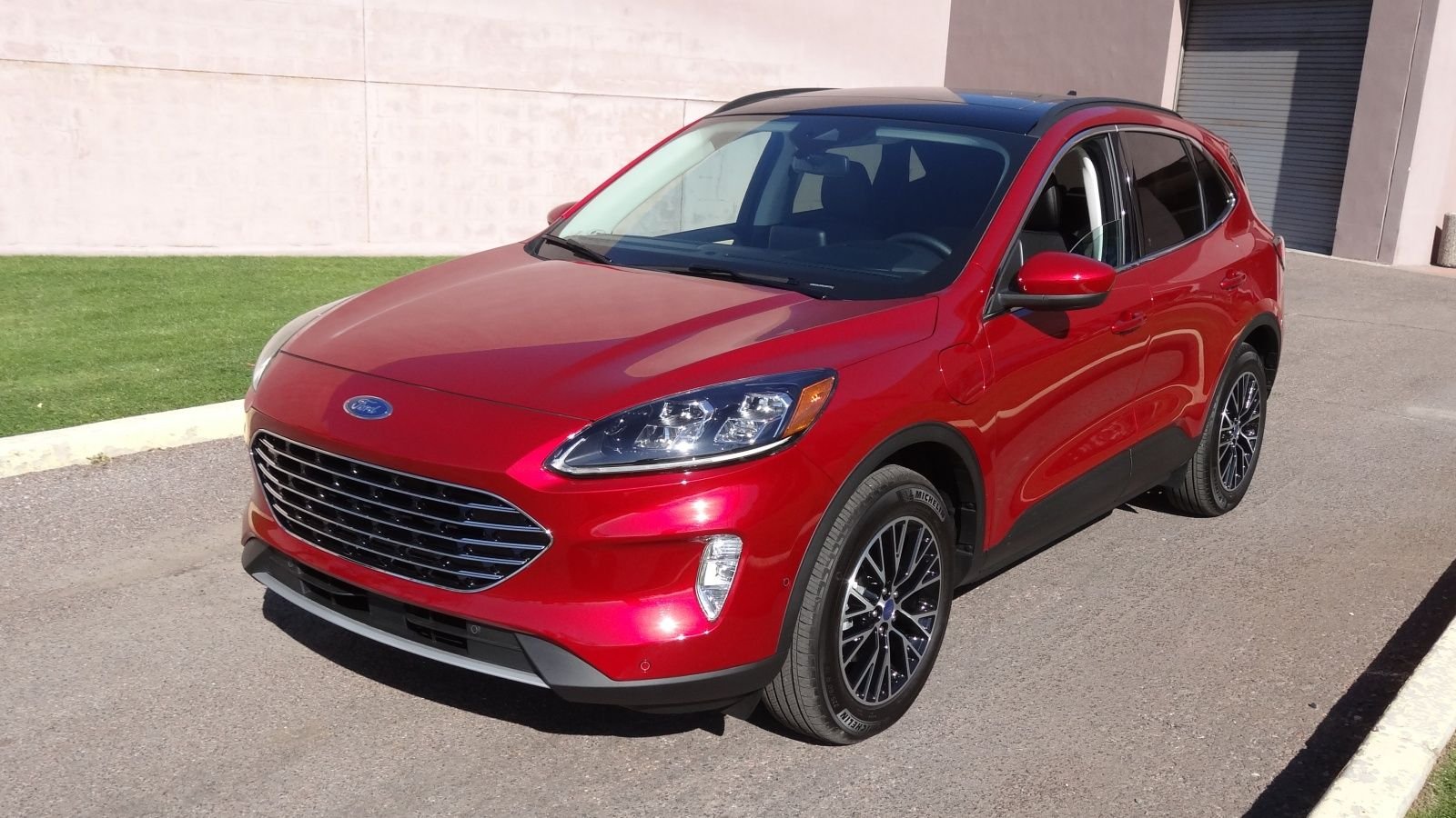 Ford Escape PHEV Plug-In Hybrid: A Closer Look | Ford-trucks