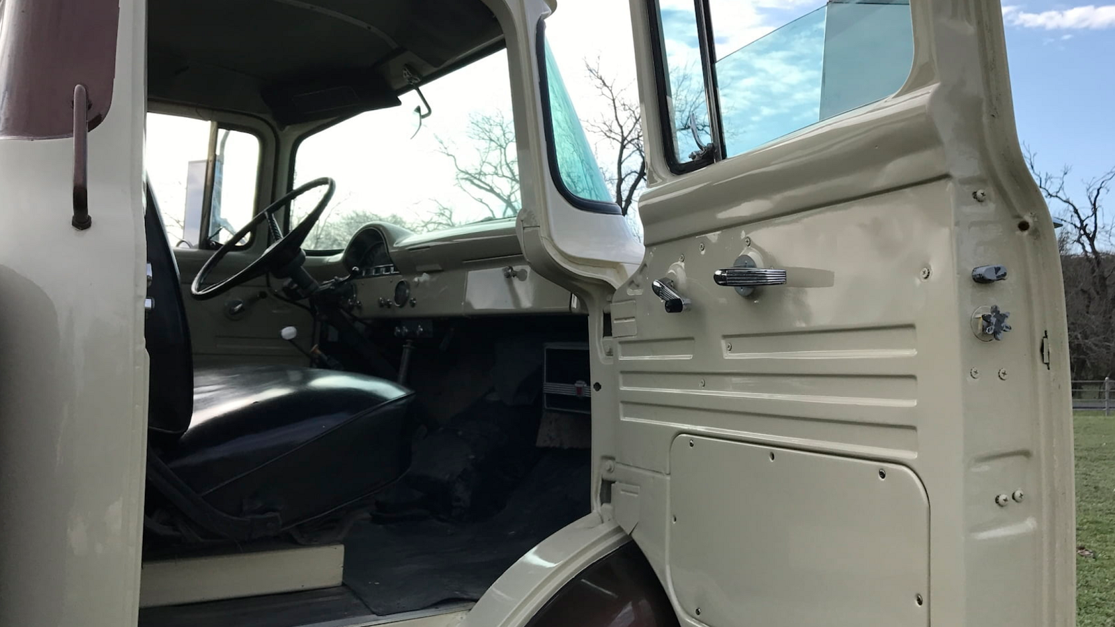 1956 Ford C800: Truly One-Of-A-Kind Hauler | Ford-trucks