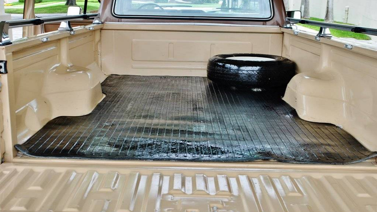 1985 Ford F-350 Is One Downright Dynamic Dually | Ford-trucks