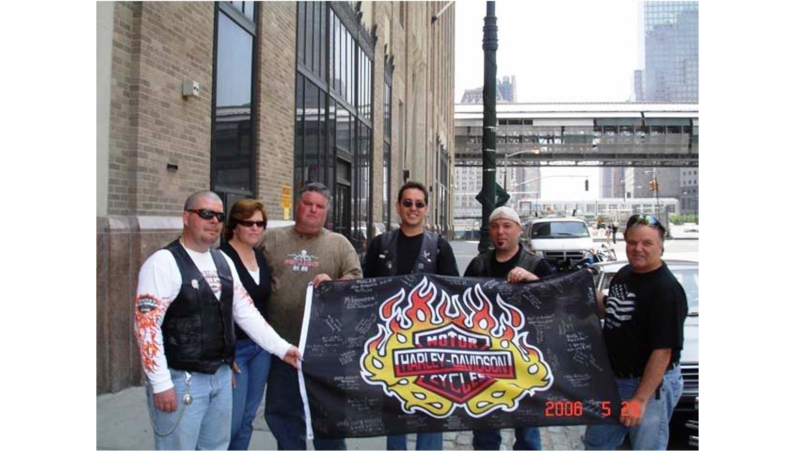 The Many Stops of the HDForums Mascot in the Early Years | Hdforums