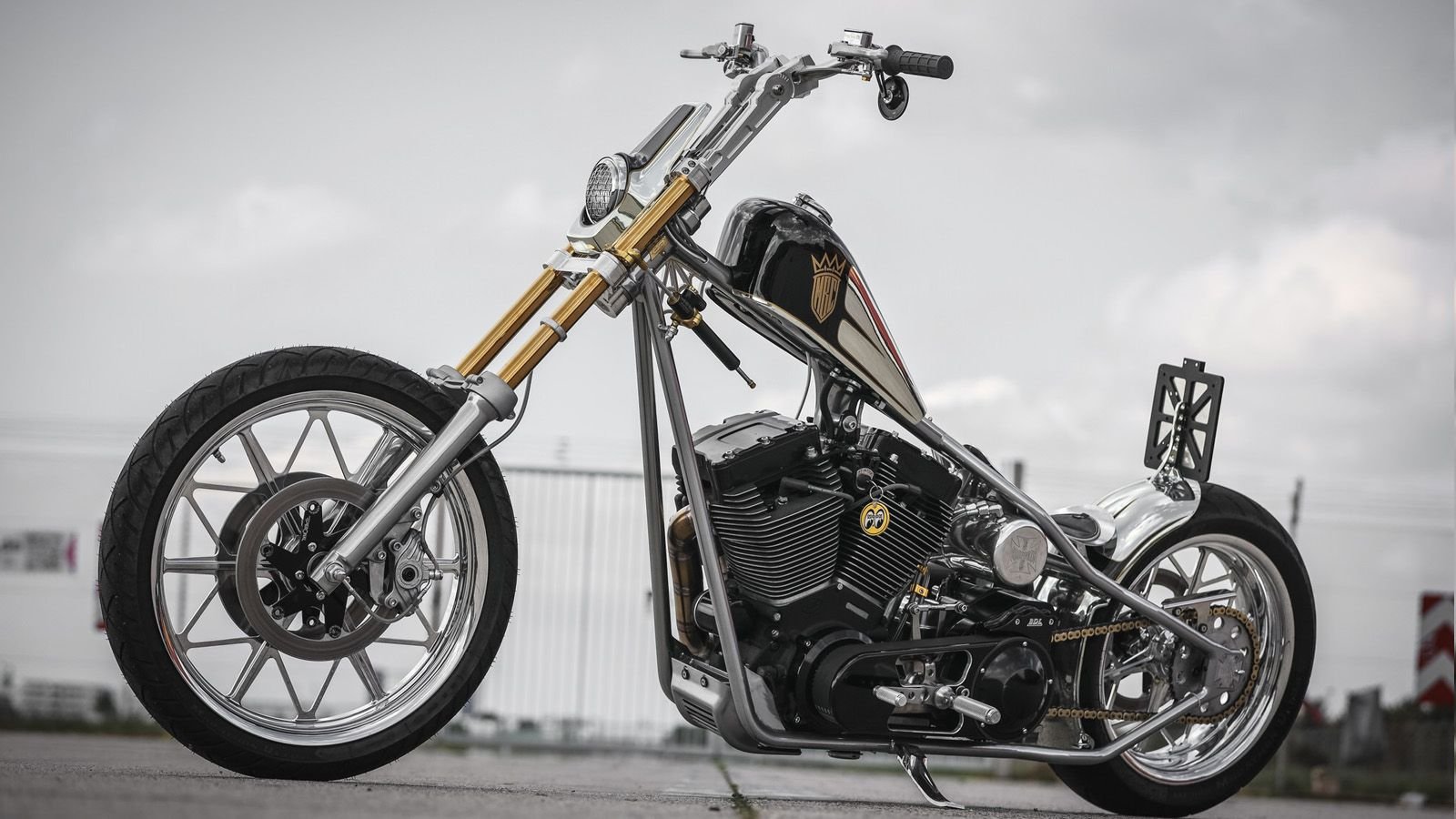 Hammer Down for Custom CFL 'Ironworker' Build | Hdforums