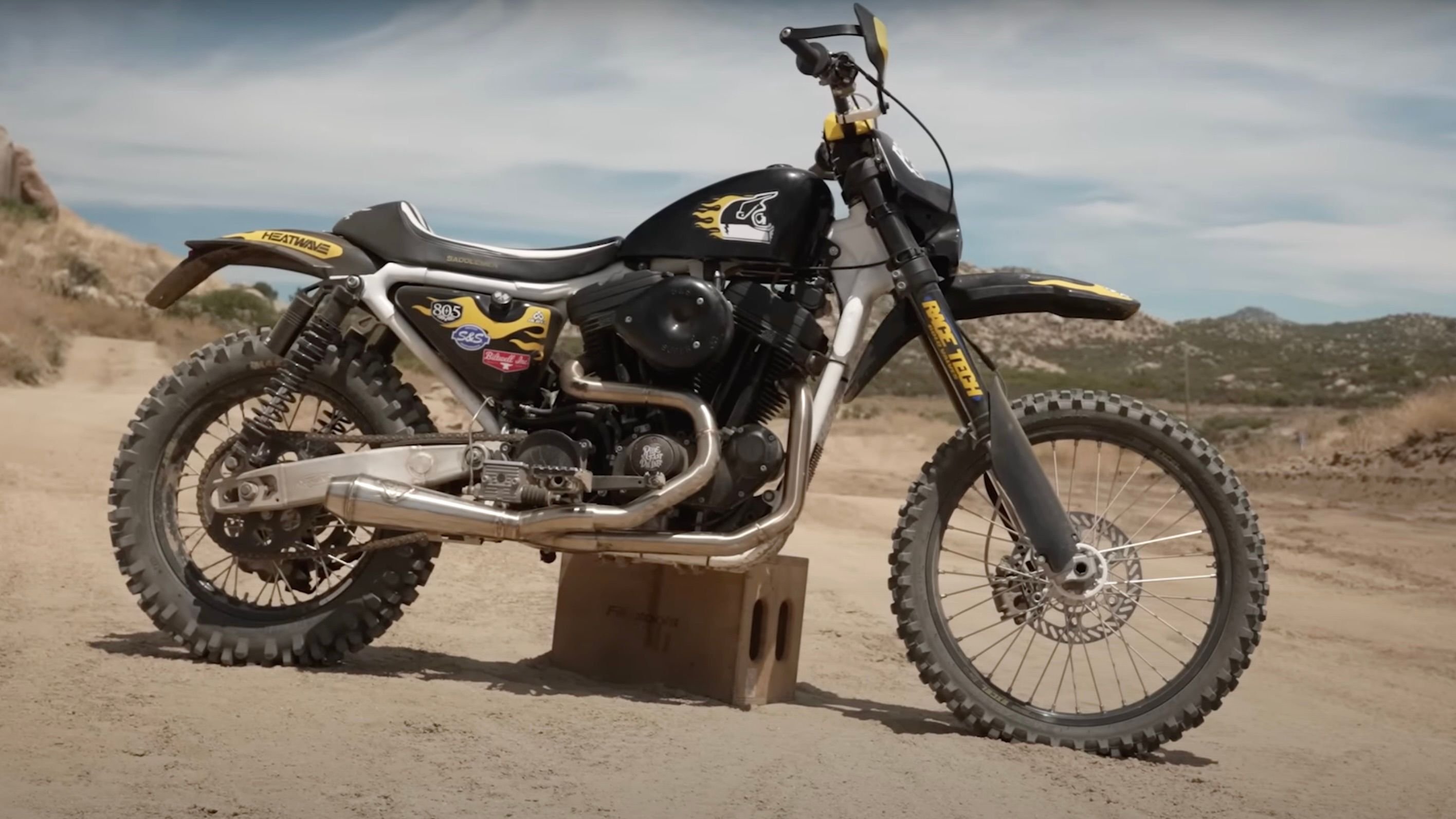 Harley Sportster Takes on Prerunner Pickup in Off-Road Showdown | Hdforums