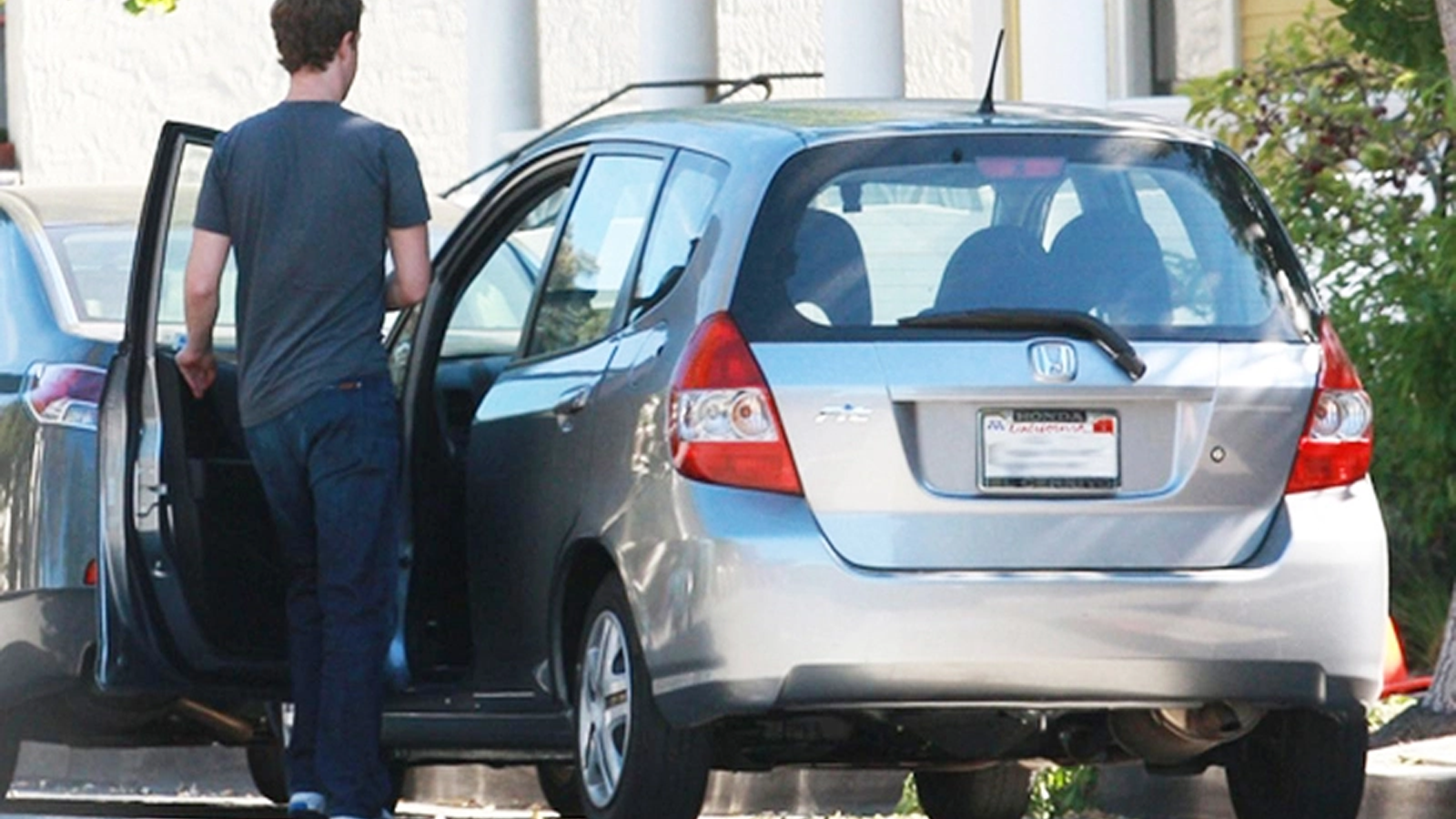 6 Celebrities Who Drive Hondas | Honda-tech