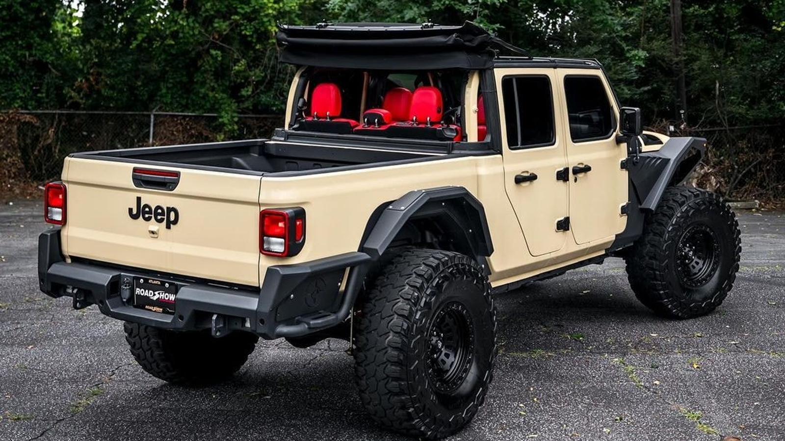 Custom Jeep Gladiator Looks Like Something Out of a Zombie Movie | Jk-forum